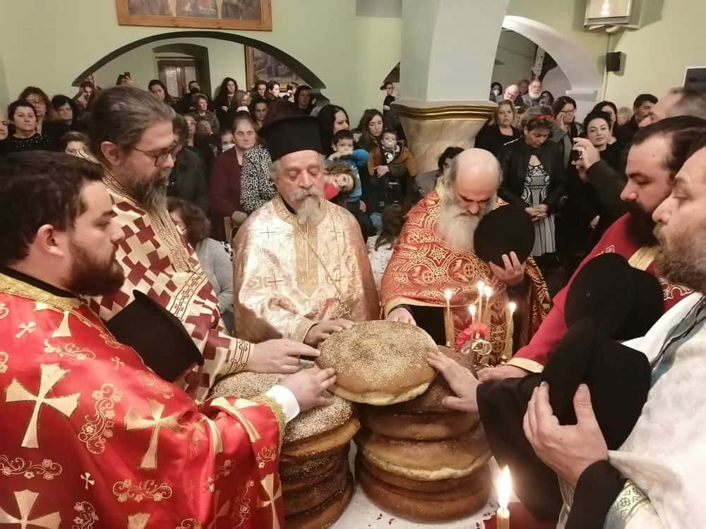 Ο εσπερινός του Αγίου Θεοδώρου του Στρατηλάτου στον ομώνυμο Ιερό Ναό ...
