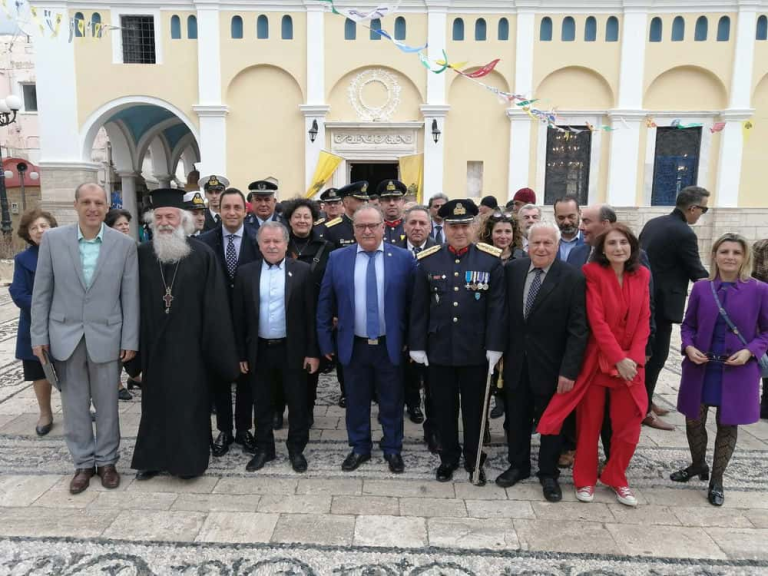 Video από τη Δοξολογία και την κατάθεση στεφάνων για την εθνική επέτειο ...